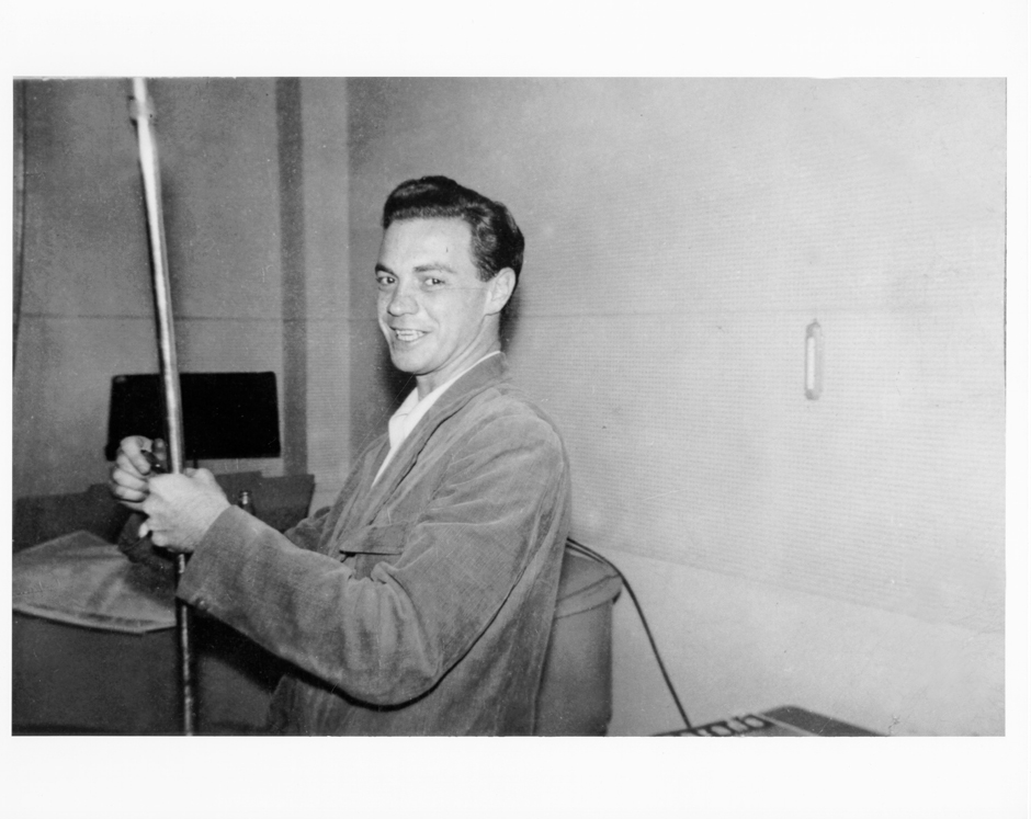 221_Alan_Freed_early_studio